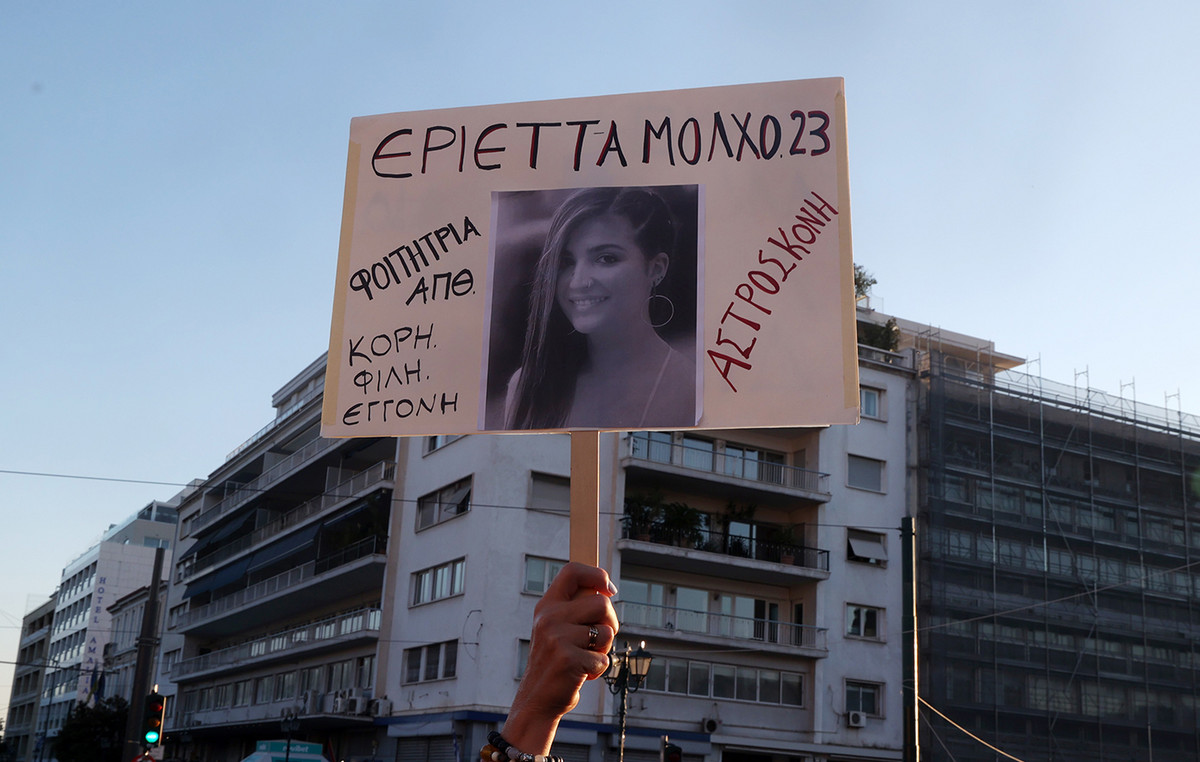 Τι κρύβει ο αιφνιδιαστικός φορολογικός έλεγχος που έγινε στα γραφεία ...