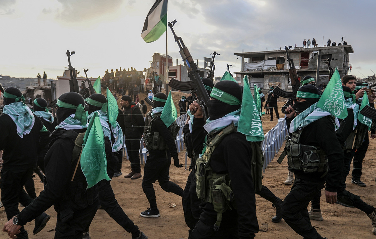 Hamas denies Israeli claims training its fighters in refugee camp in ...