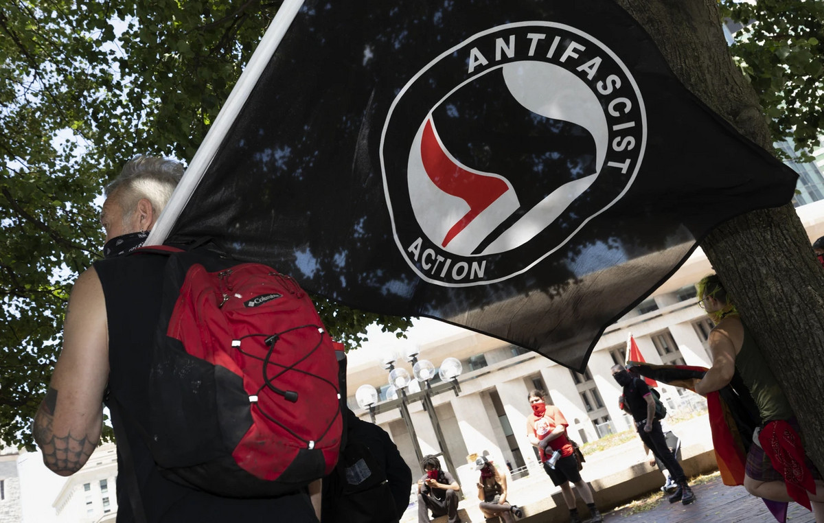Δύο ελληνικές οργανώσεις που σχετίζονται με το Antifa, θα ...