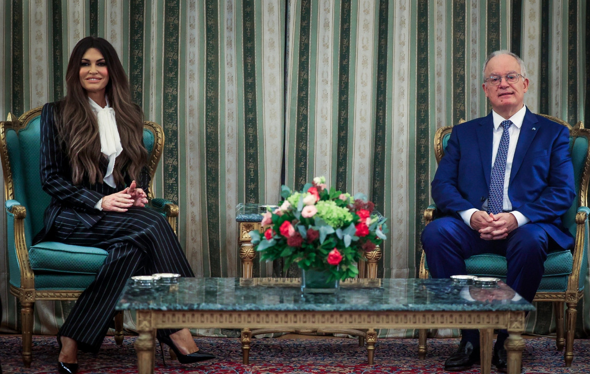 «Είναι τόσο ωραίο να επιστρέφω στην Αθήνα» – Ο διάλογος της Κίμπερλι ...