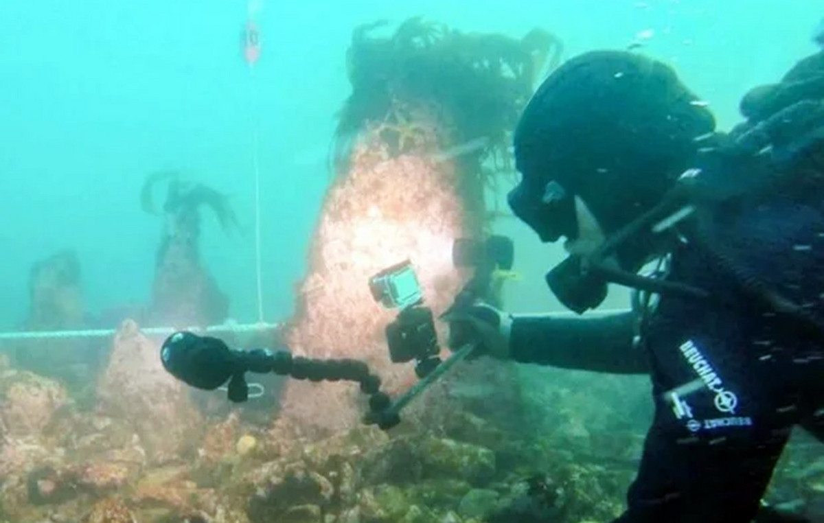 The city lost at sea: The 7,000-year-old wall linked to the lost ...