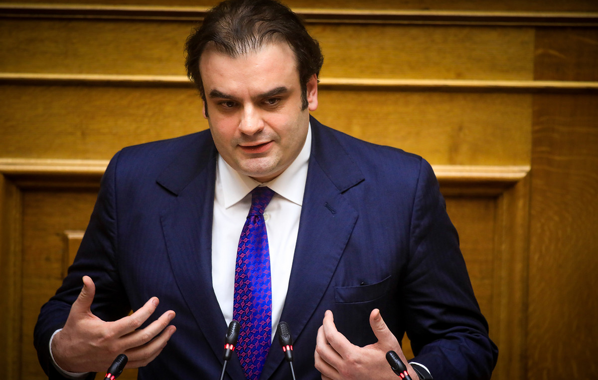 Κυριάκος Πιερρακάκης για εκδημία Άννας Ψαρούδα Μπενάκη: Την αποχαιρετώ ...