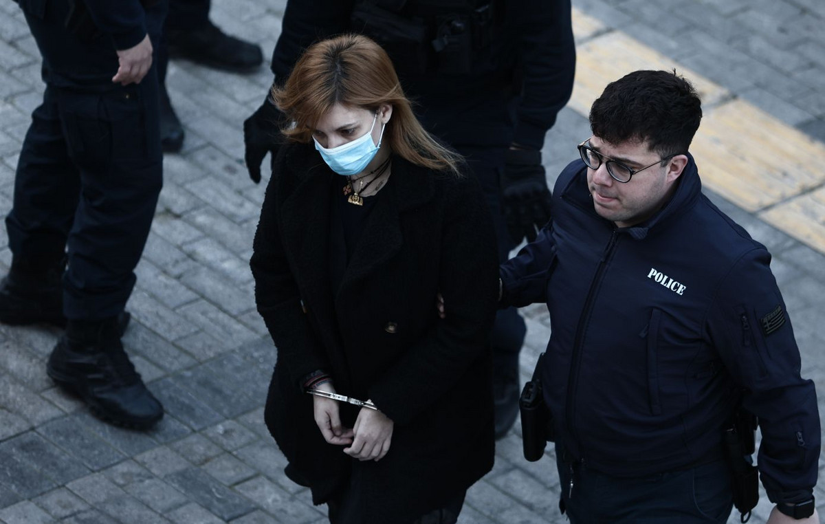 Ρούλα Πισπιρίγκου: Στο πλευρό της και σήμερα η οικογένειά της, στο ...