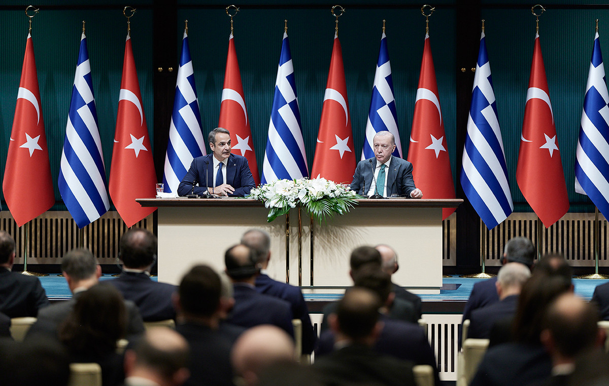 Τα τουρκικά ΜΜΕ για τη συνάντηση Μητσοτάκη – Ερντογάν: «Τα ζητήματά μας ...
