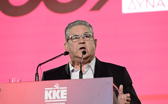 drapetsonavolley: ΟΙ ΝΕΕΣ ΕΜΦΑΝΙΣΕΙΣ ΤΟΥ ΑΝΤΡΙΚΟΥ ΤΜΗΜΑΤΟΣ